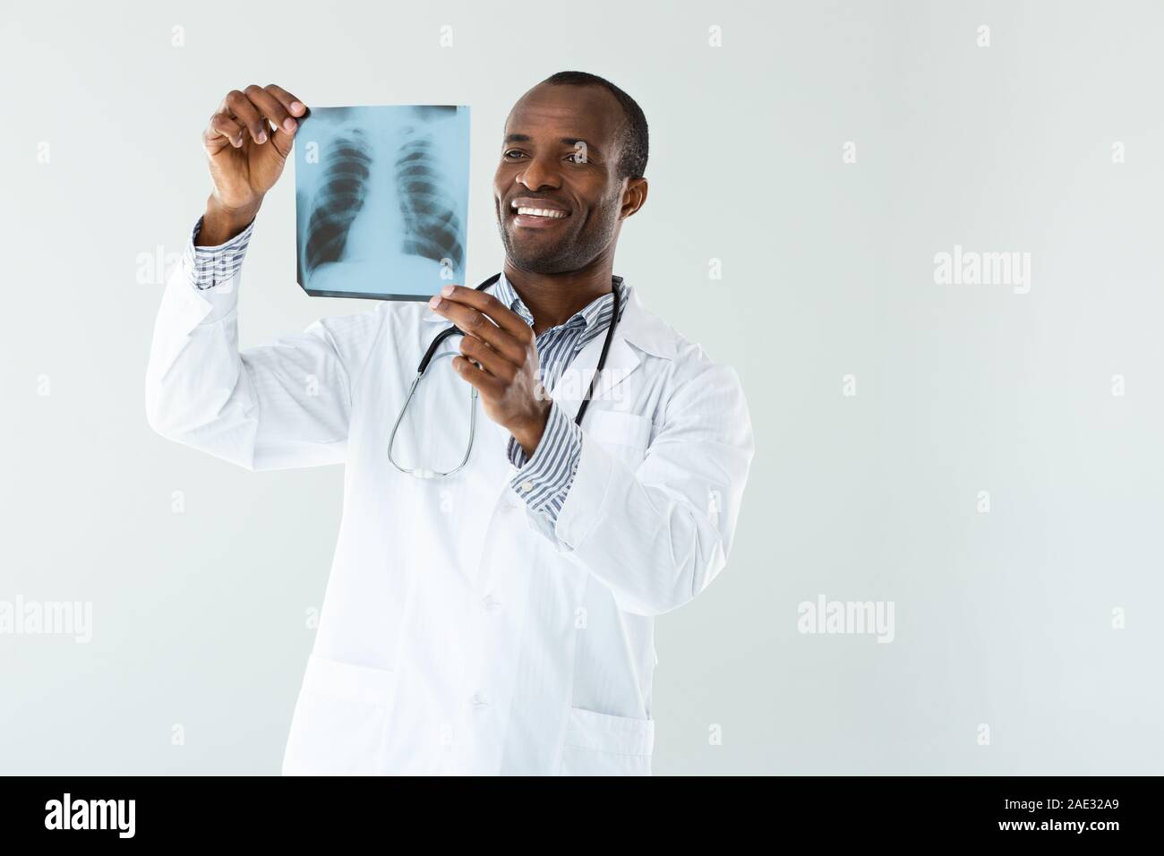 Doctor holding chest x ray hi-res stock photography and images - Alamy