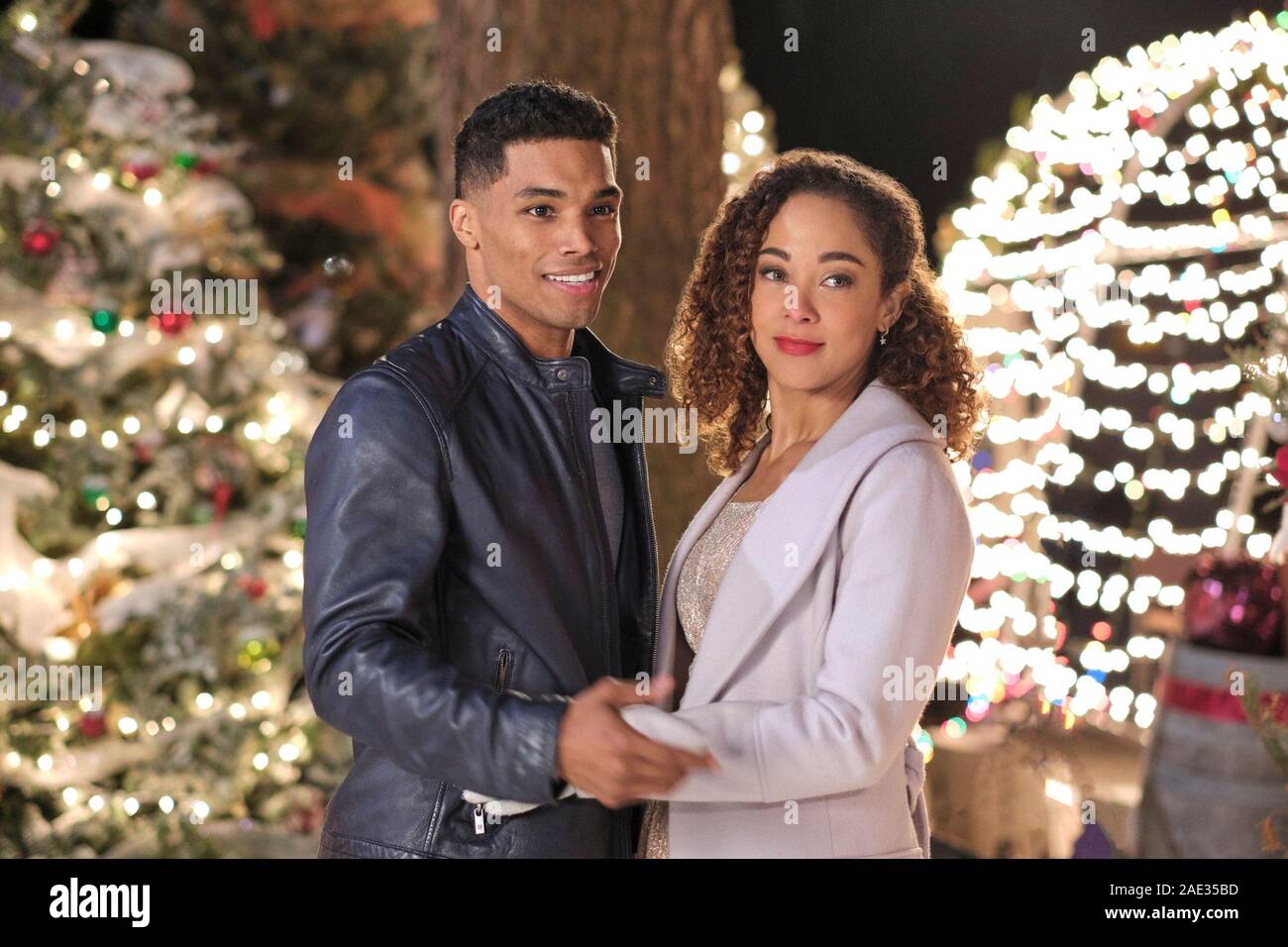 A CHRISTMAS DUET, from left: Rome Flynn, Chaley Rose, (aired Nov. 25 ...