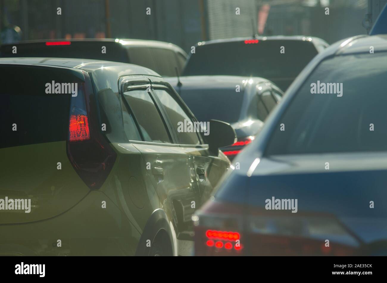 Car traffic light traffic jams hi-res stock photography and images - Alamy