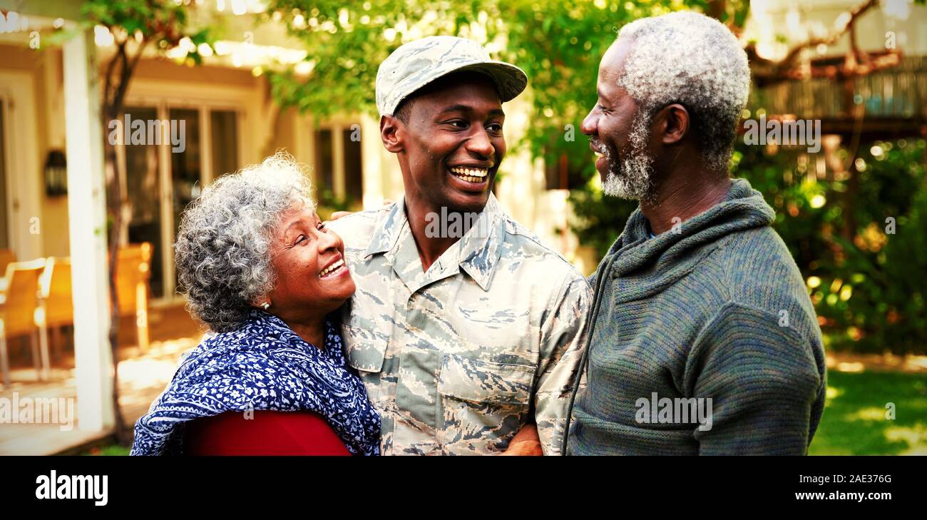 Mature soldier hi-res stock photography and images - Alamy