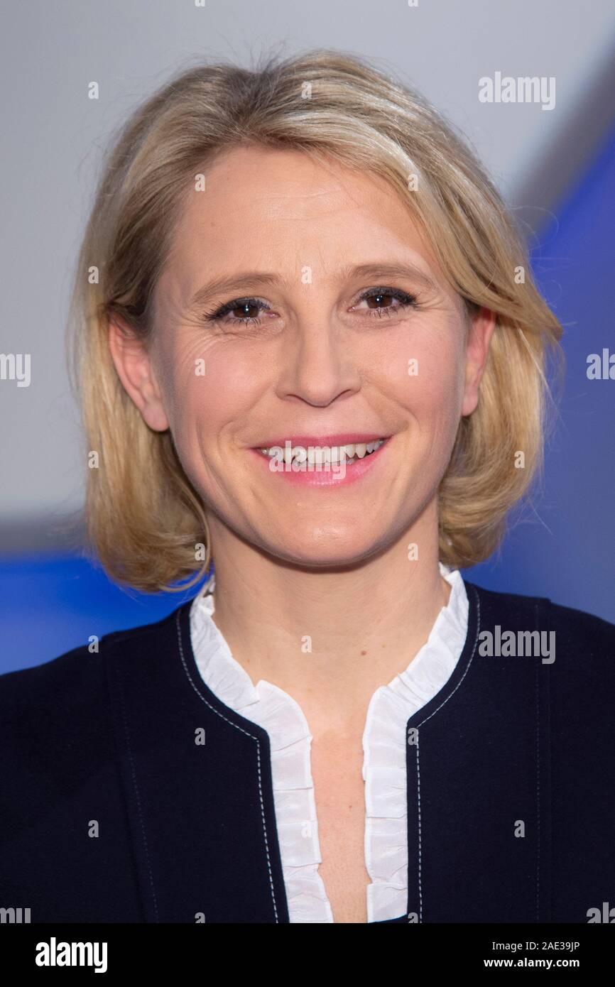 Die link hi-res stock photography and images - Alamy