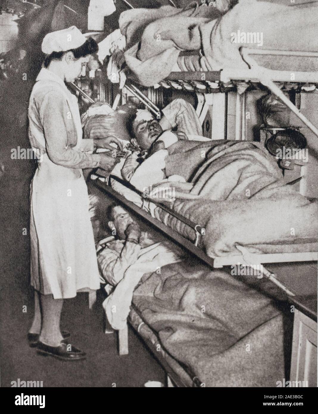 World war ii wounded soldiers hi-res stock photography and images - Alamy