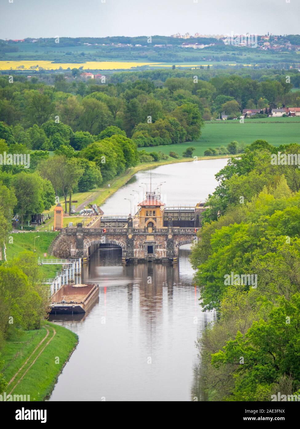 Navigational lock hi-res stock photography and images - Alamy