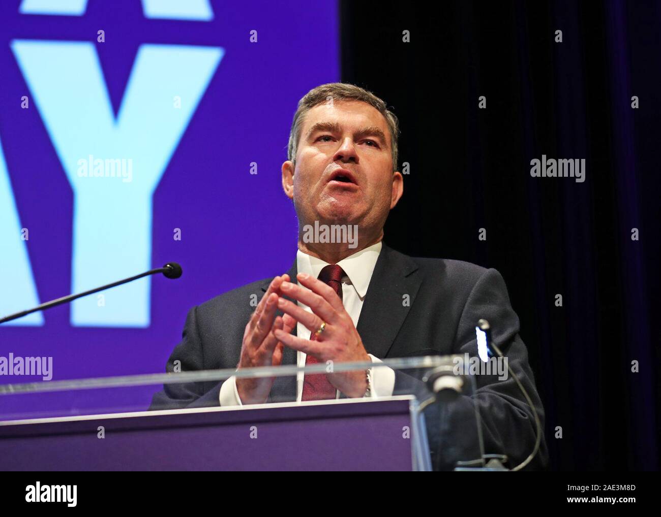 Independent MP David Gauke speaking during the Final Say rally at the ...