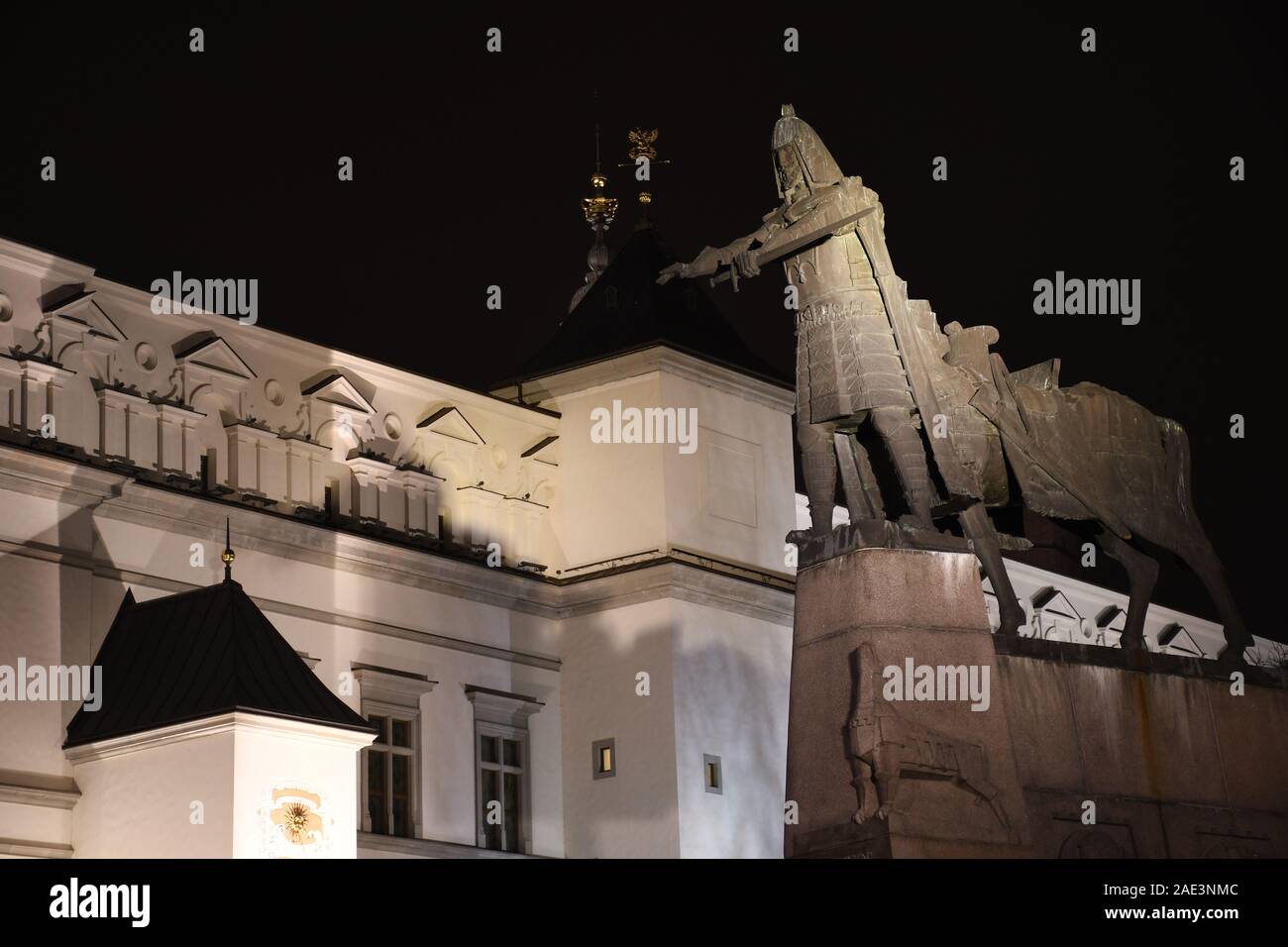 Statue grand duke gediminas hi-res stock photography and images - Alamy