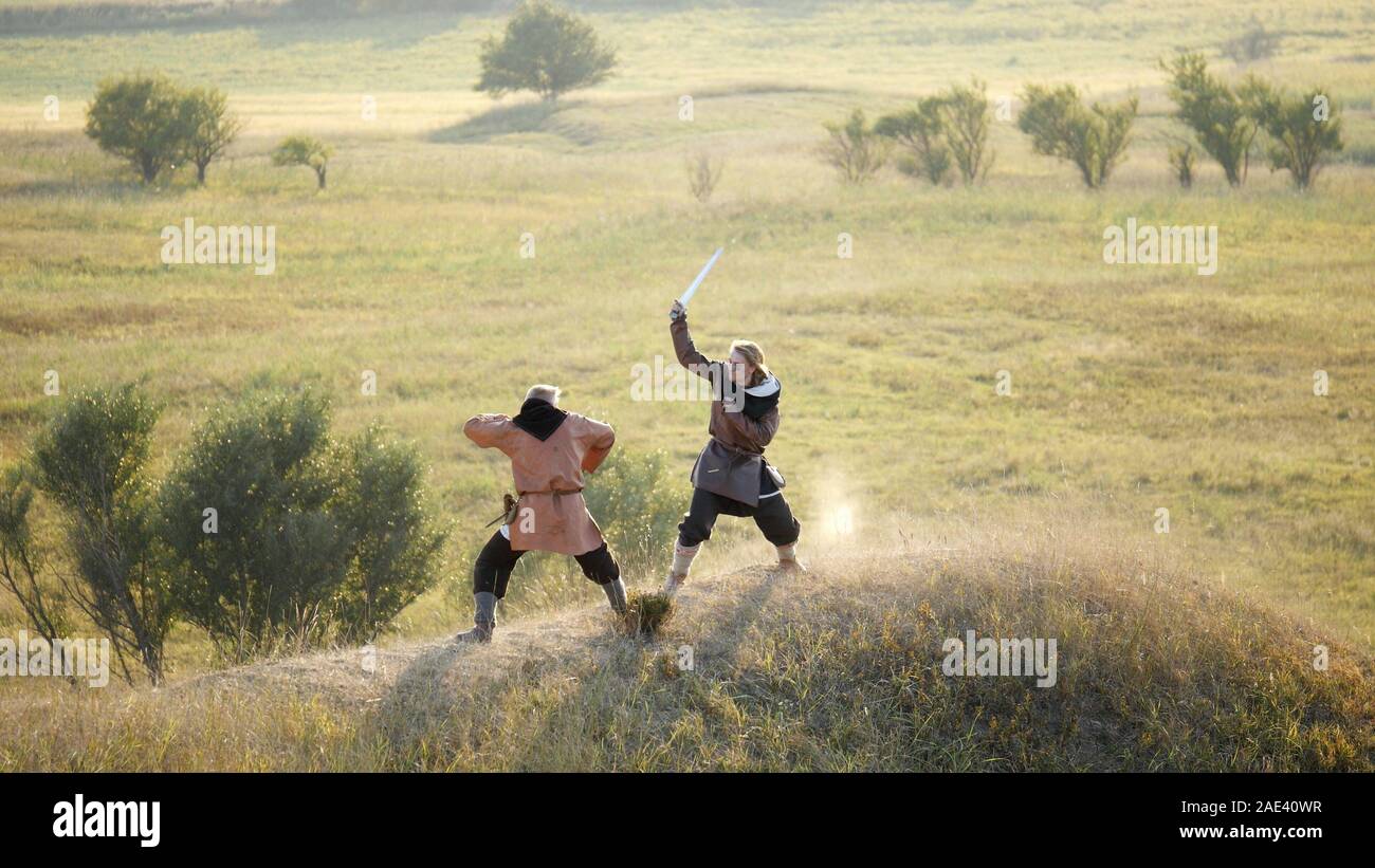 Vikings attack hi-res stock photography and images - Alamy