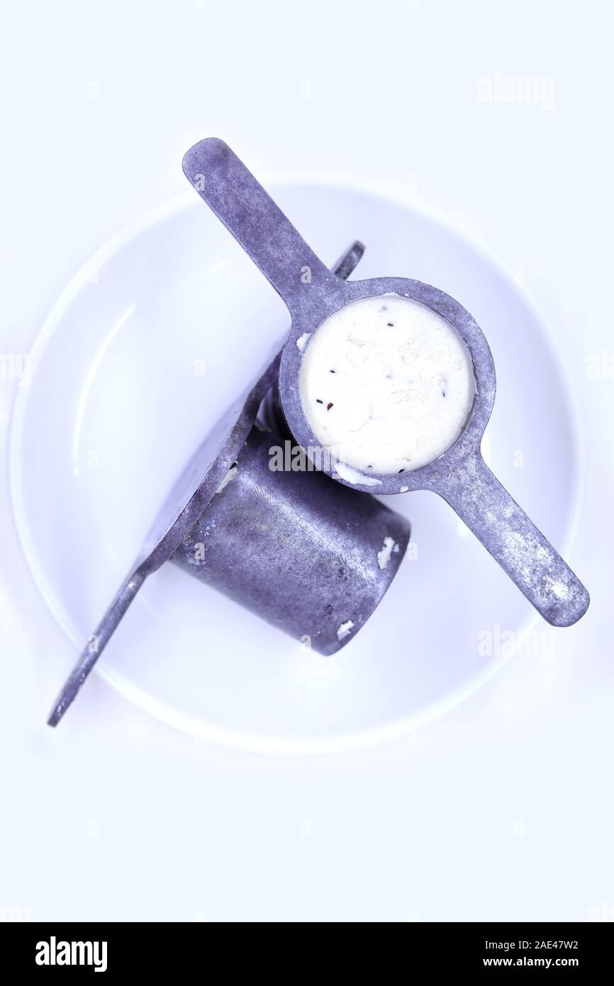 Murukku making hi-res stock photography and images - Alamy