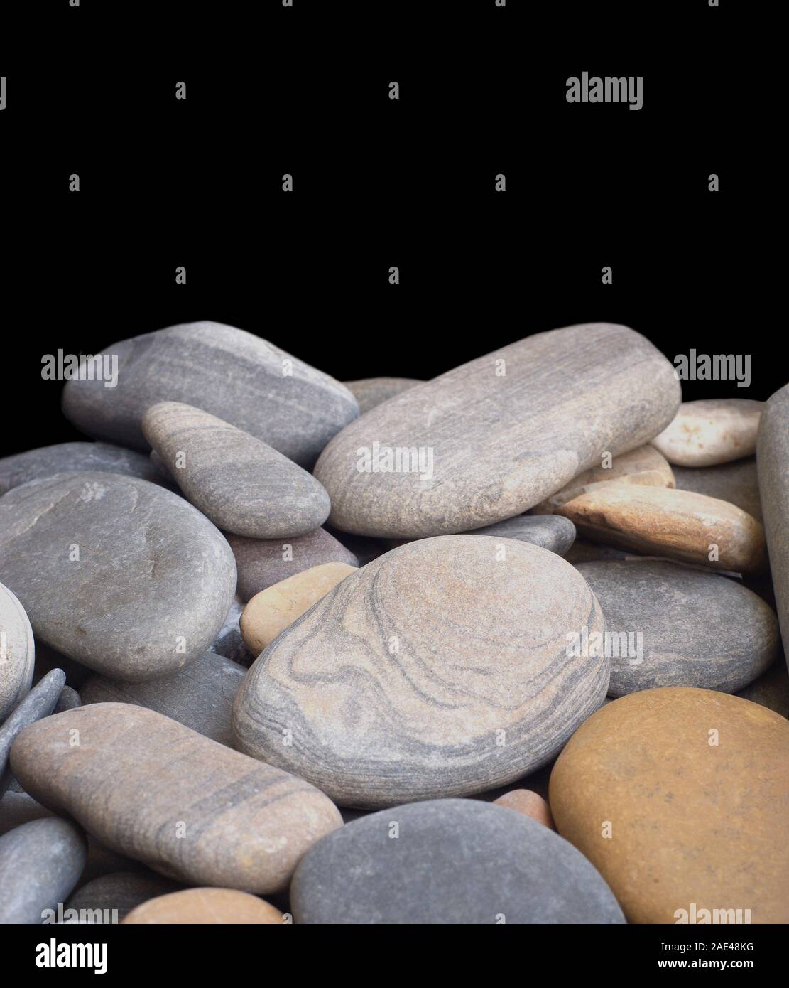 Many black white stones hi-res stock photography and images - Alamy