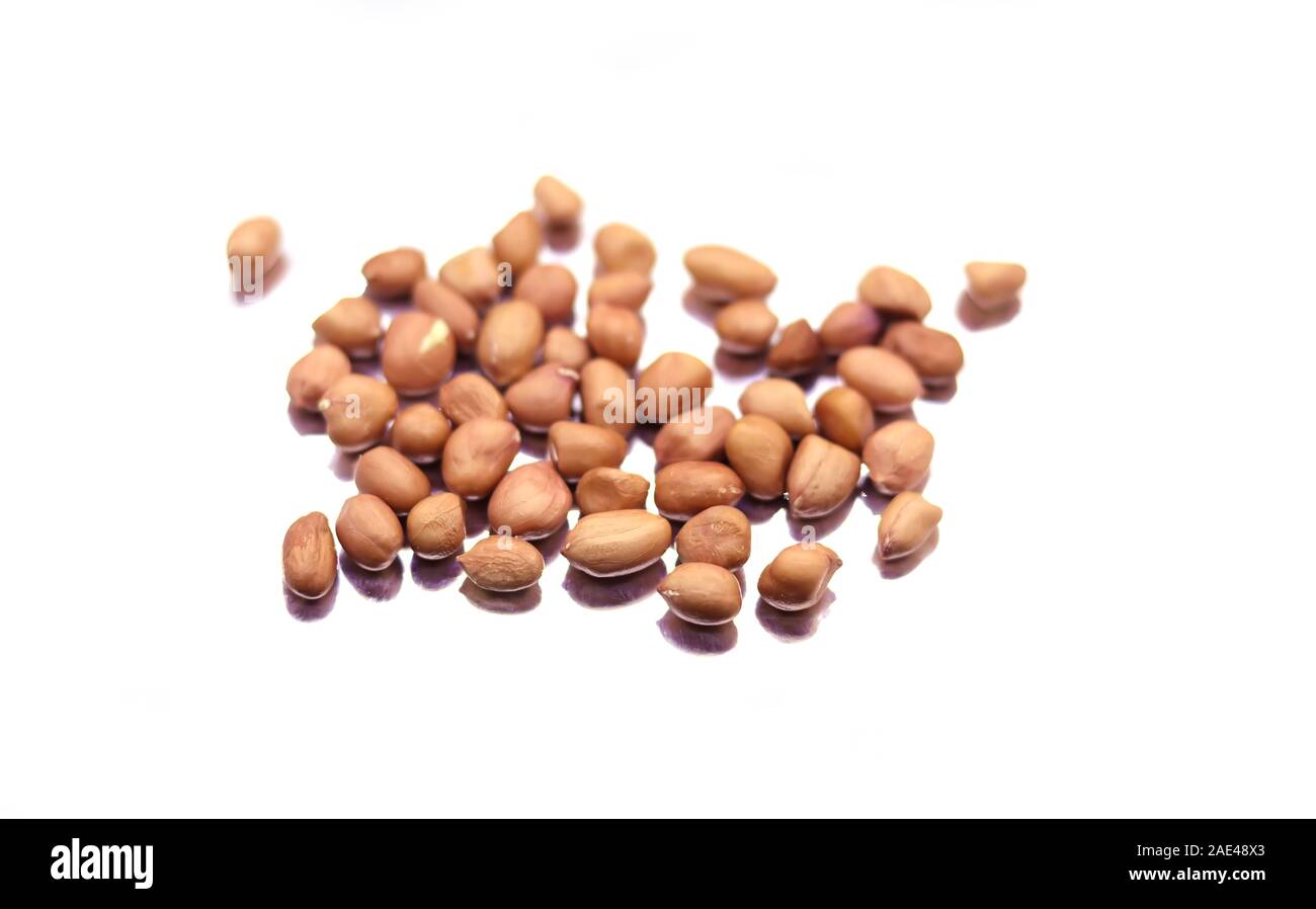 Groundnut isolated on white backgrounds Stock Photo - Alamy