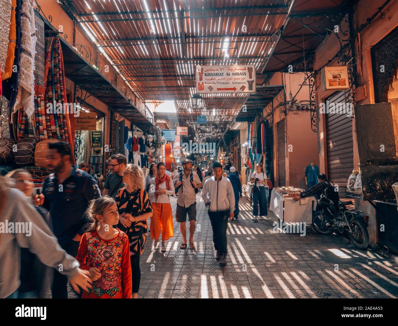 The main soukh in marrakech, morocco on a busy day Stock Photo - Alamy