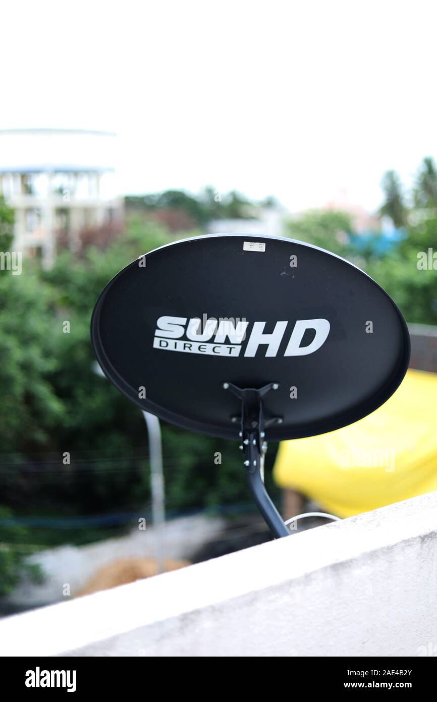 Satellite dish and antenna of Dish TV, Sun Direct HD DTH Providers on ...