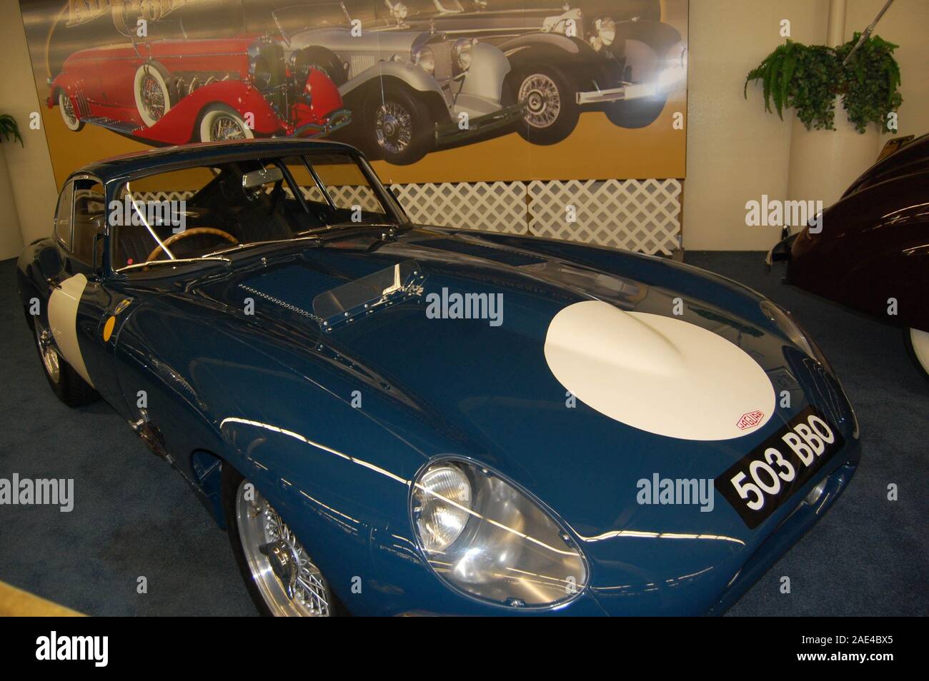 E Type Jaguar XKE British English Classic blue convertible winner racer ...
