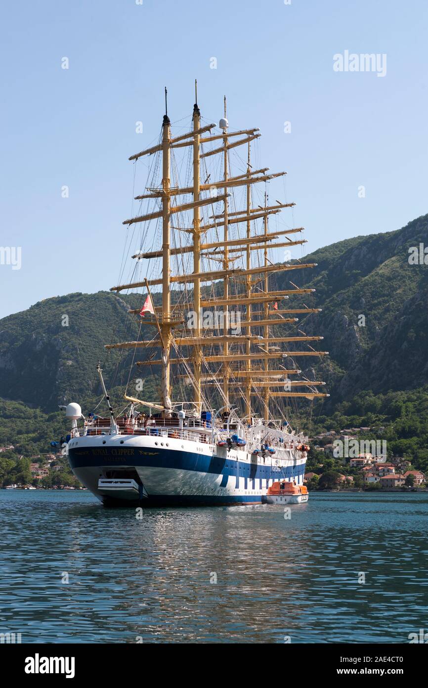 "Royal Clipper", the largest square-rigged ship in service today, at ...