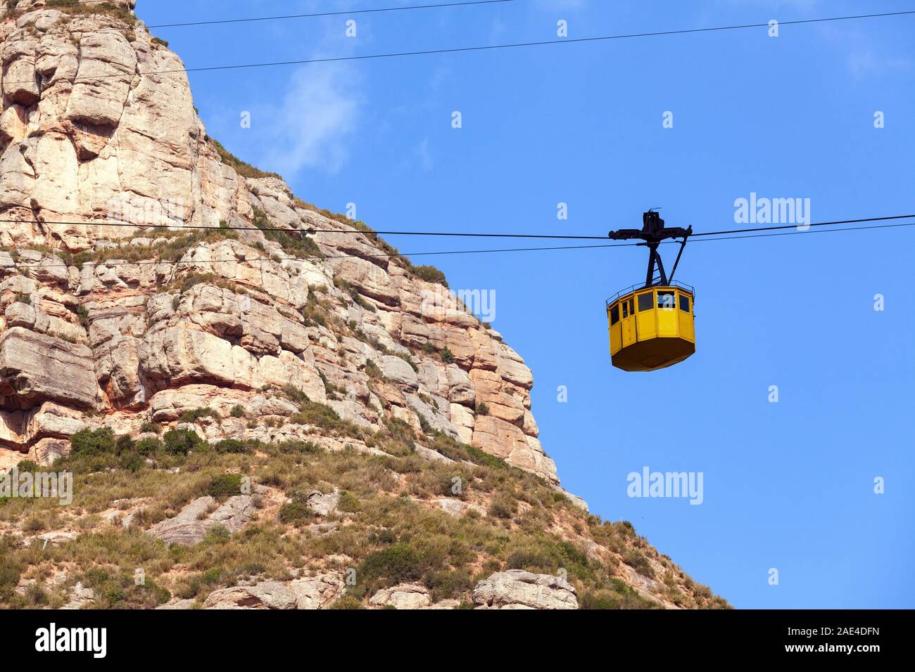Cable car on ropeway hi-res stock photography and images - Alamy