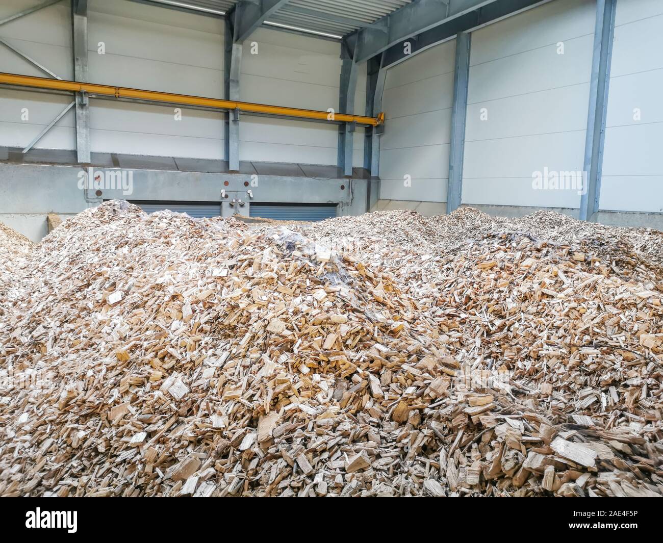 Biomass crane for handling Waste, Slag, Sludge, Straw bale Stock Photo ...