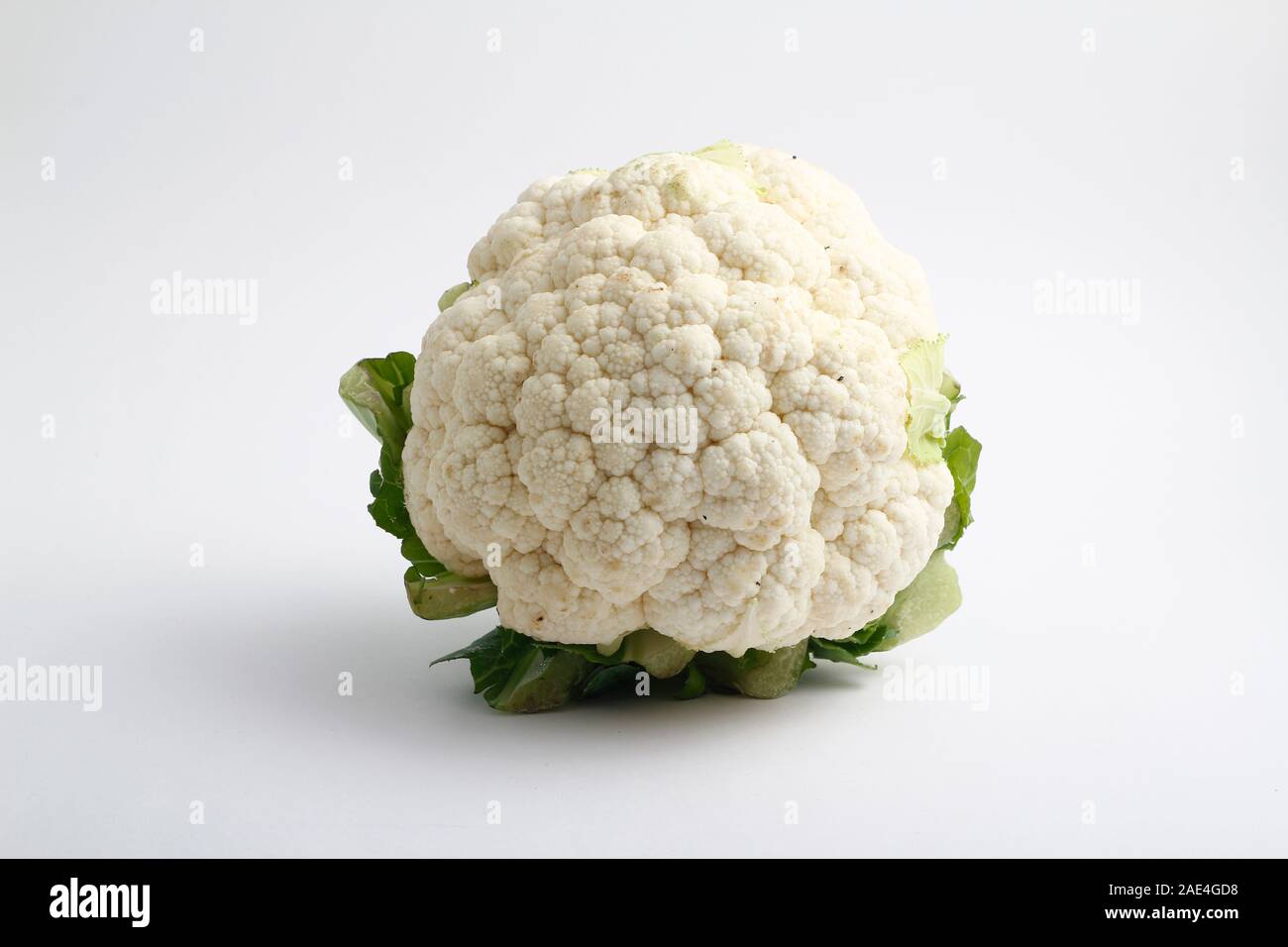 Raw cauliflower, whole vegetable. Fresh cauliflower, isolated on white ...