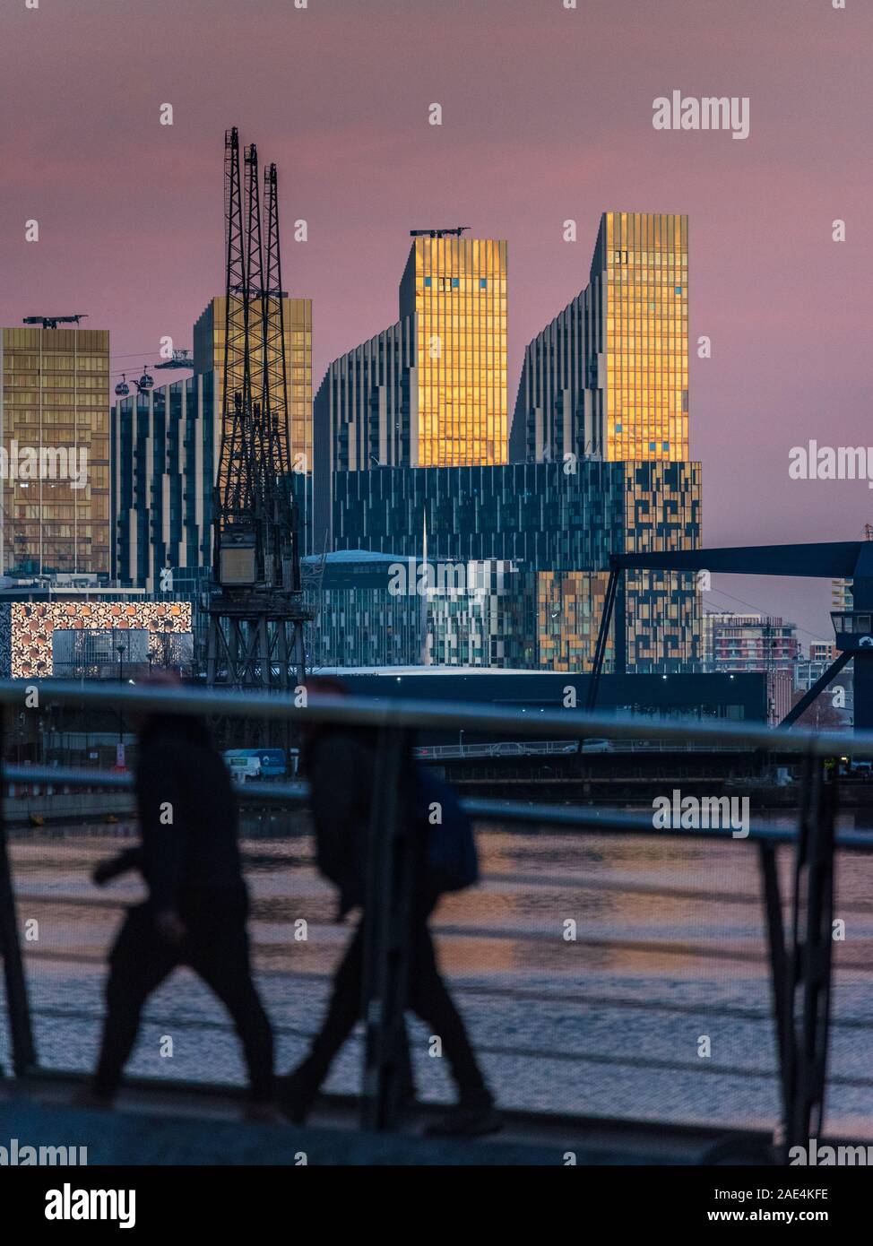 Dragon wharf hi-res stock photography and images - Alamy