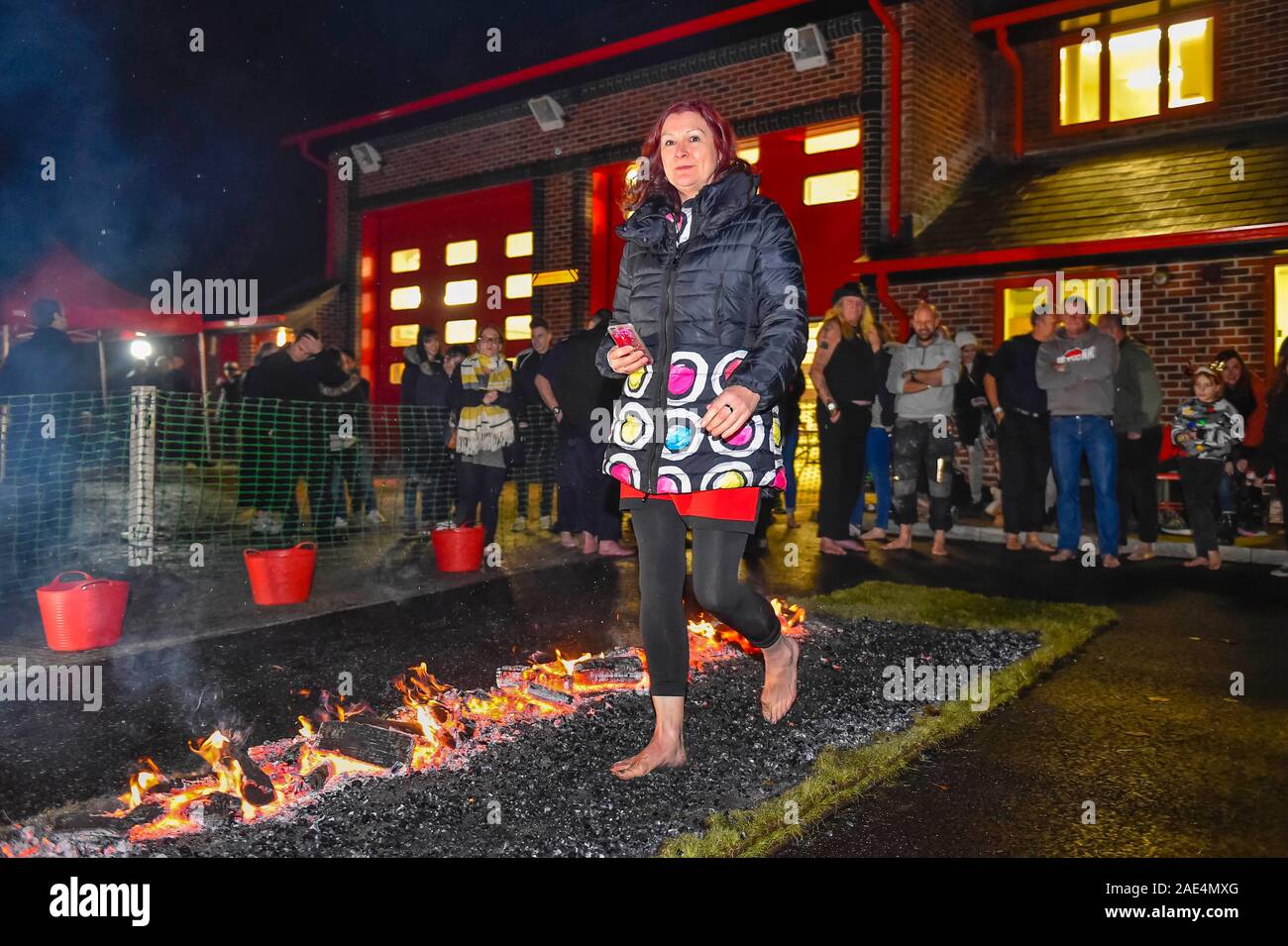 Fire walk hi-res stock photography and images - Alamy