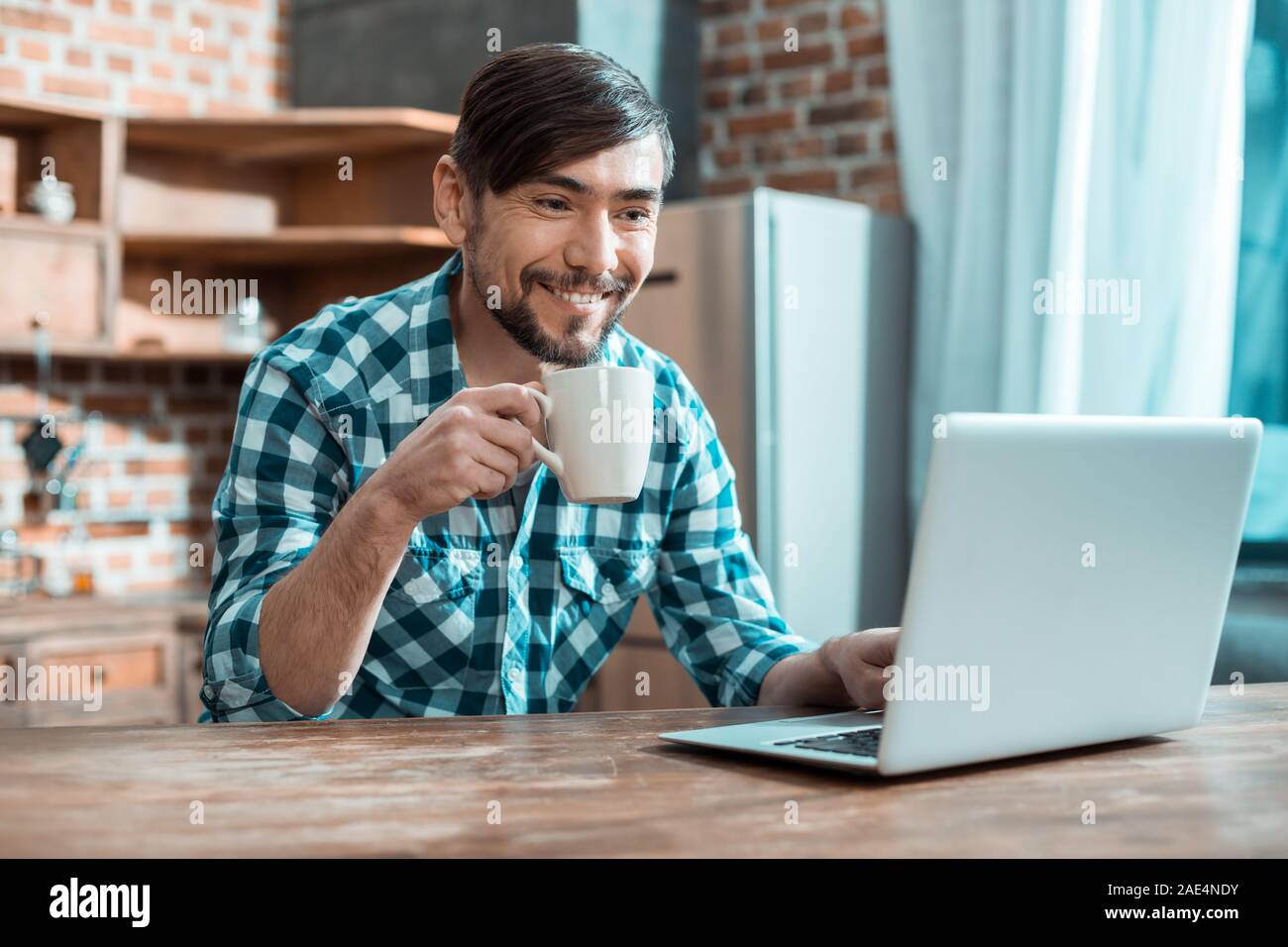 Man having tea hi-res stock photography and images - Alamy
