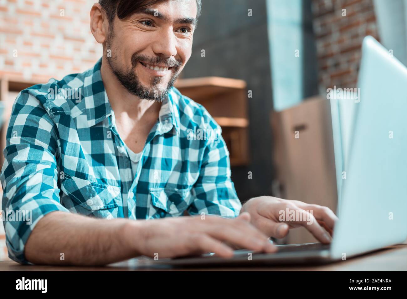 Happy man hands typing hi-res stock photography and images - Alamy