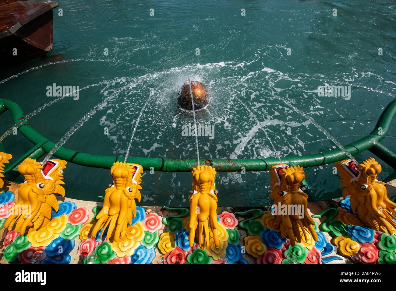 Jumbo floating market hi-res stock photography and images - Alamy