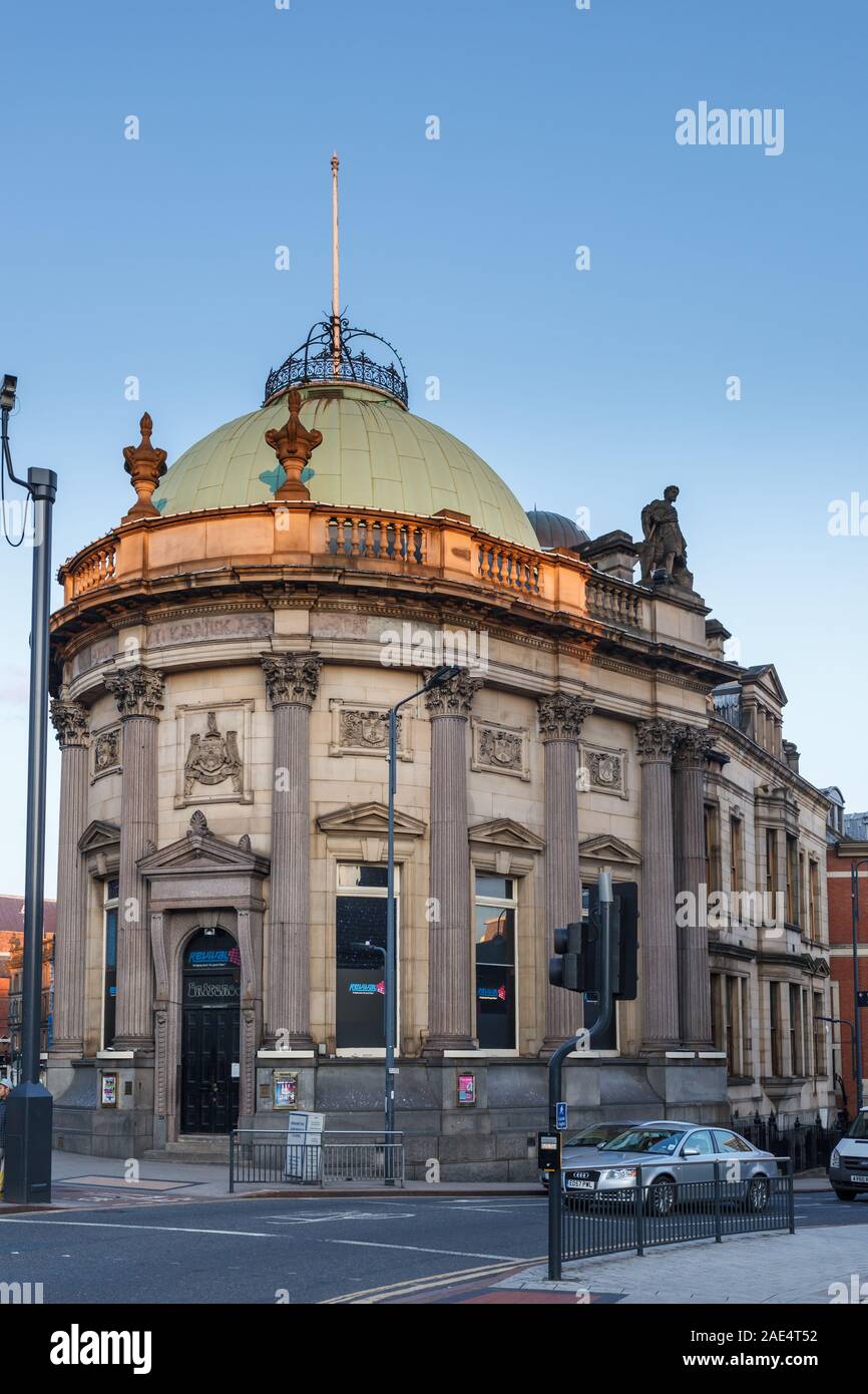 Leeds dome architecture hi-res stock photography and images - Alamy
