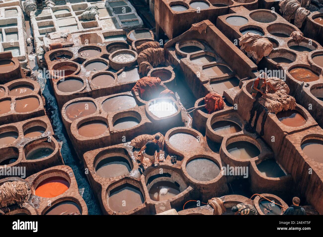 Leather Fabrication In Fes, Morocco Stock Photo - Alamy