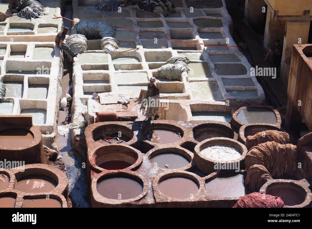 Leather Fabrication In Fes, Morocco Stock Photo - Alamy