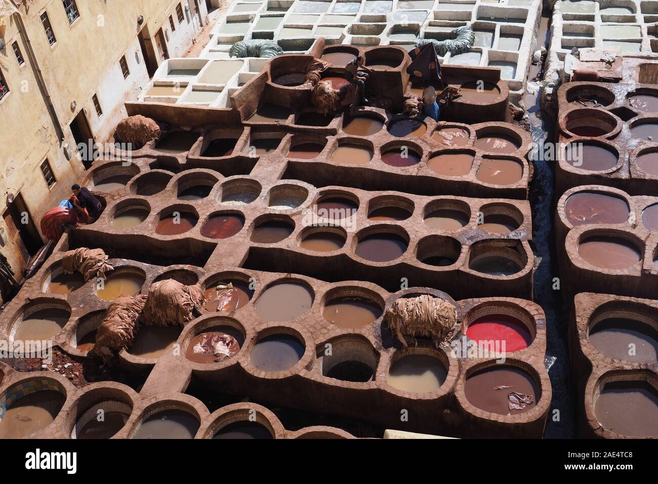 Leather Fabrication In Fes, Morocco Stock Photo - Alamy