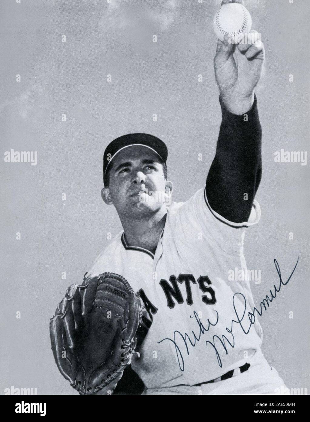 Vintage autographed black and white souvenir photo of Mike McCormick ...