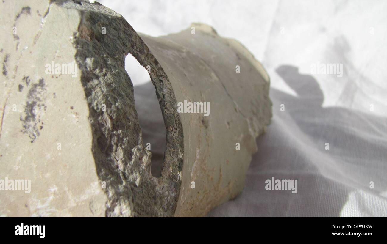 Archaeology pottery ceramic hi-res stock photography and images - Alamy