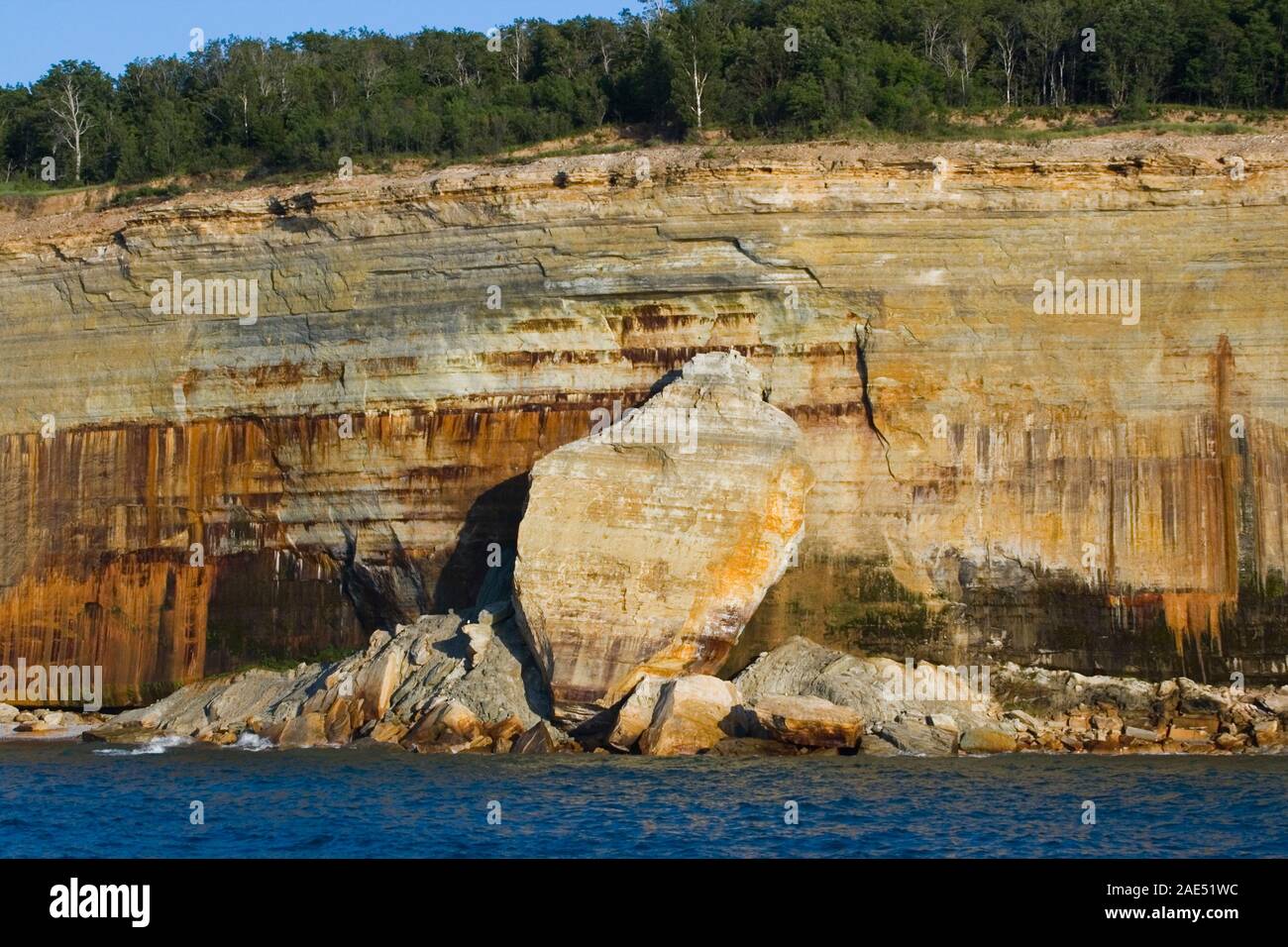 Cliffs, Pictured Rocks National Lakeshore, Michigan Stock Photo - Alamy