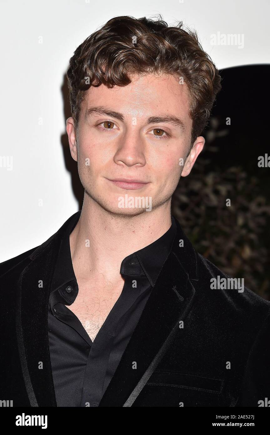 Richard ellis hi-res stock photography and images - Alamy