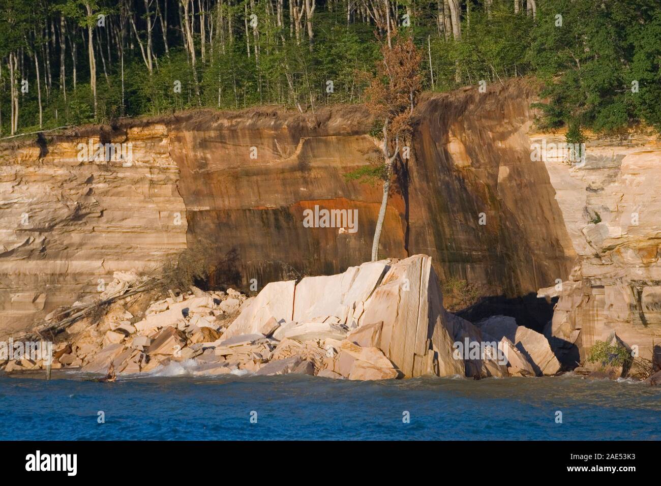 Cliffs, Pictured Rocks National Lakeshore, Michigan Stock Photo - Alamy