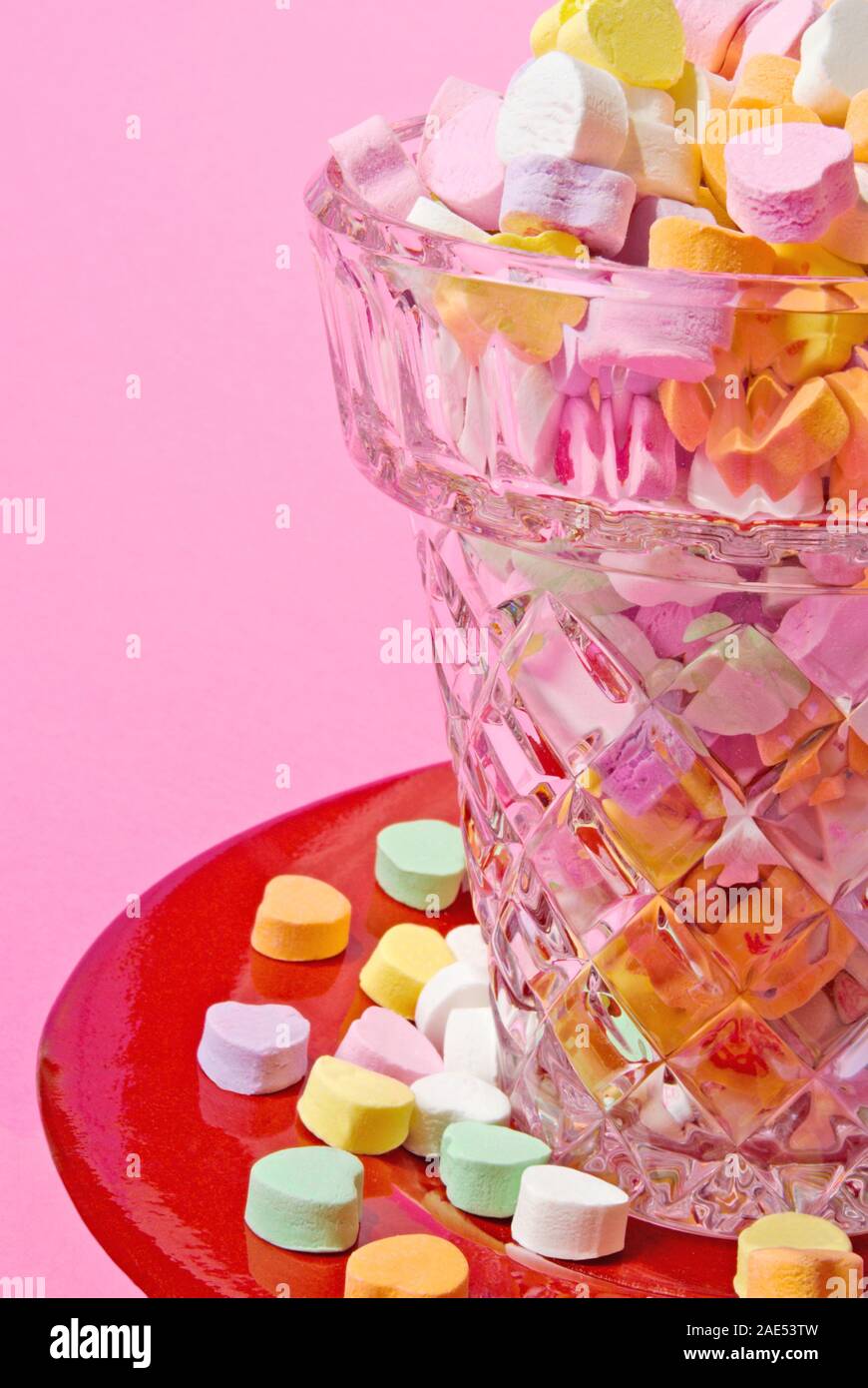 Heart valentine candy conversation hi-res stock photography and images ...