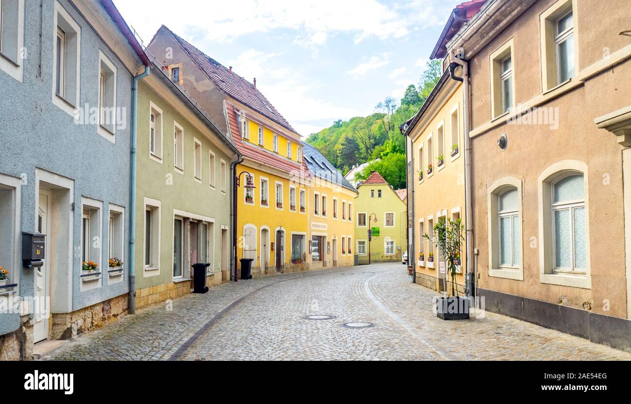 European streetscape hi-res stock photography and images - Alamy