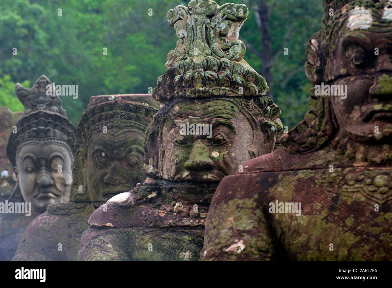 Angkor Thom,entry gate statues, Cambodia Stock Photo - Alamy