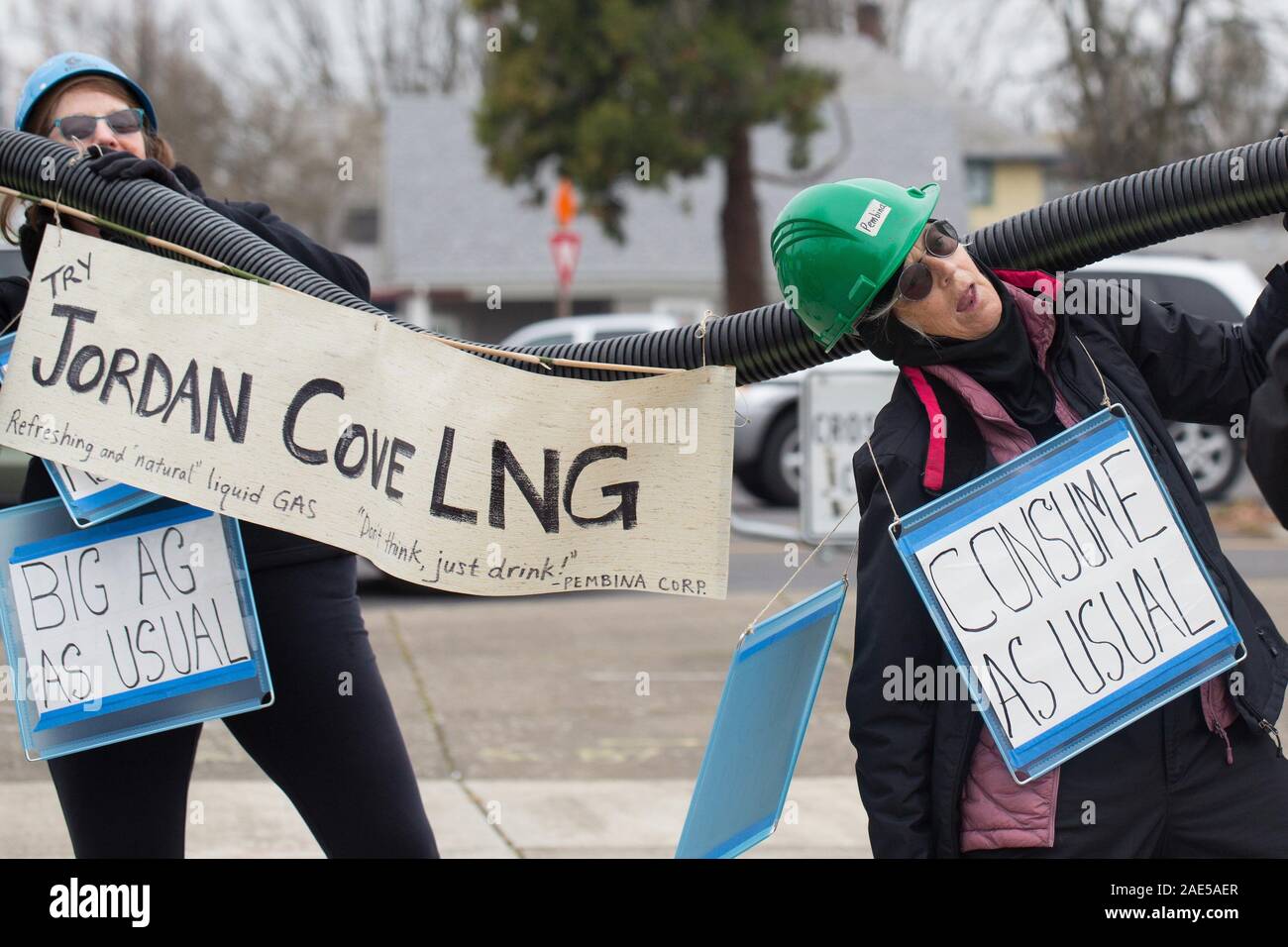 Natural gas pipeline hi-res stock photography and images - Alamy