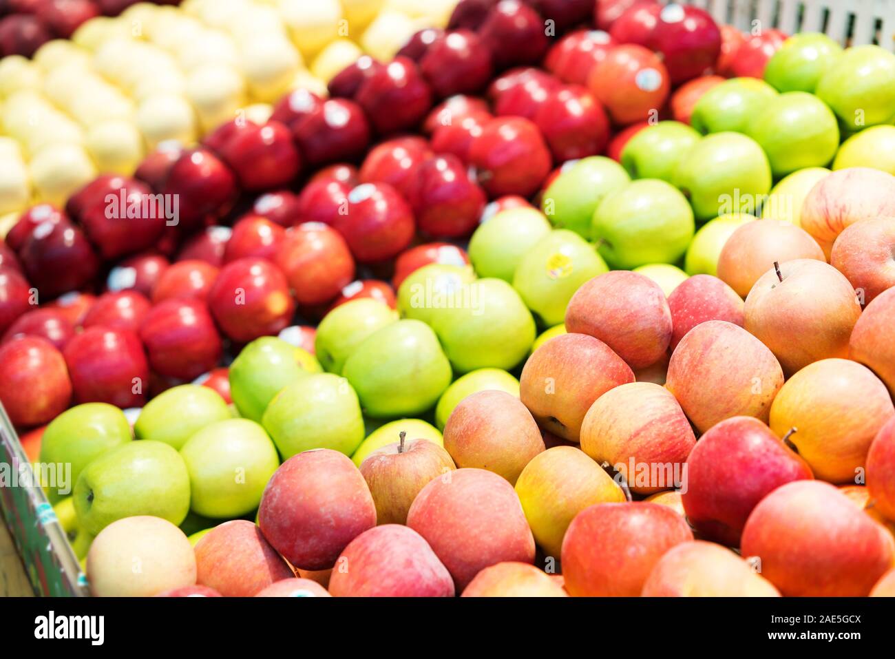 Fruit vegetable counter in supermarket hi-res stock photography and images - Alamy