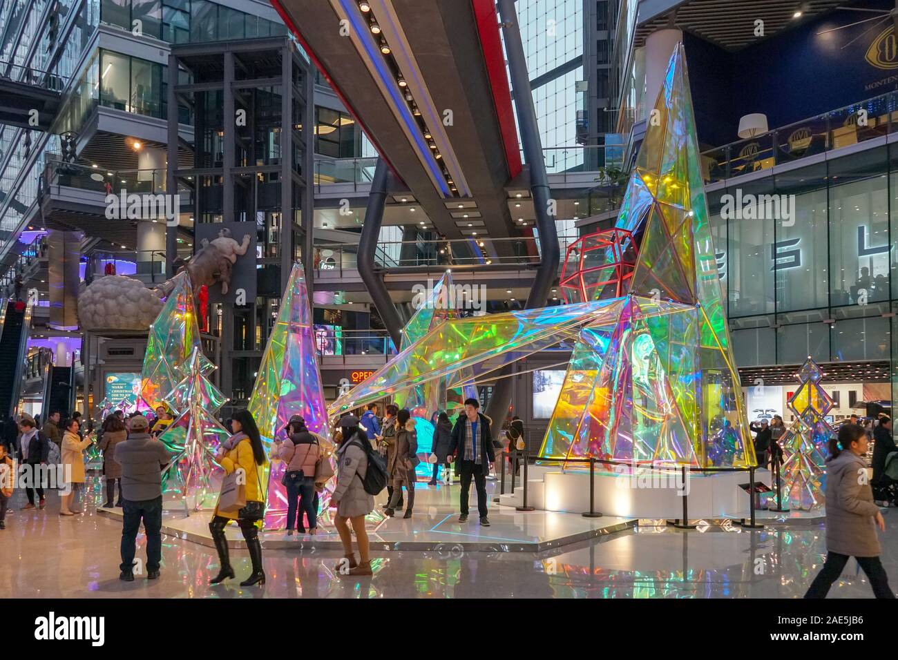 Parkview Green's shopping mall in Beijing with international brands ...