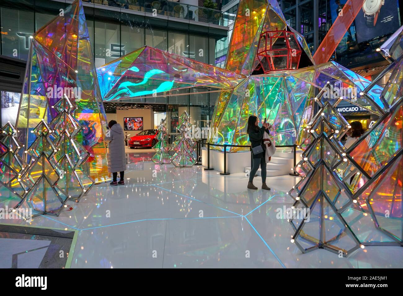 Parkview Green's shopping mall in Beijing with international brands ...