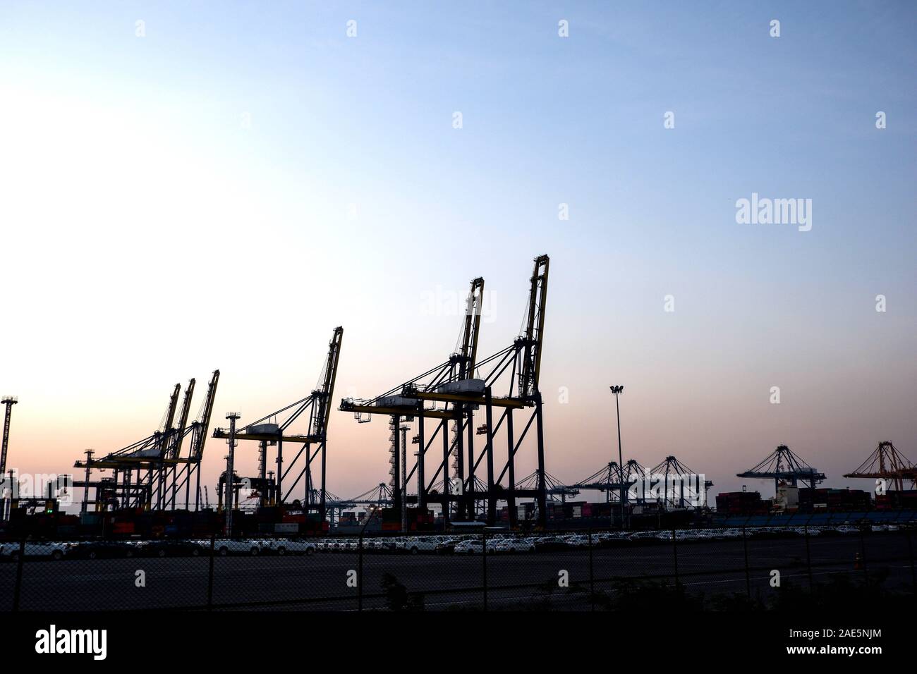 Harbor container lifting cranes Import products and export to foreign ...
