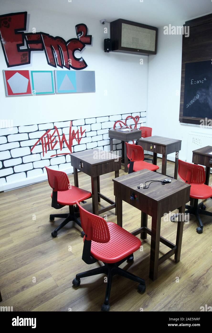 Empty private school classroom Stock Photo - Alamy