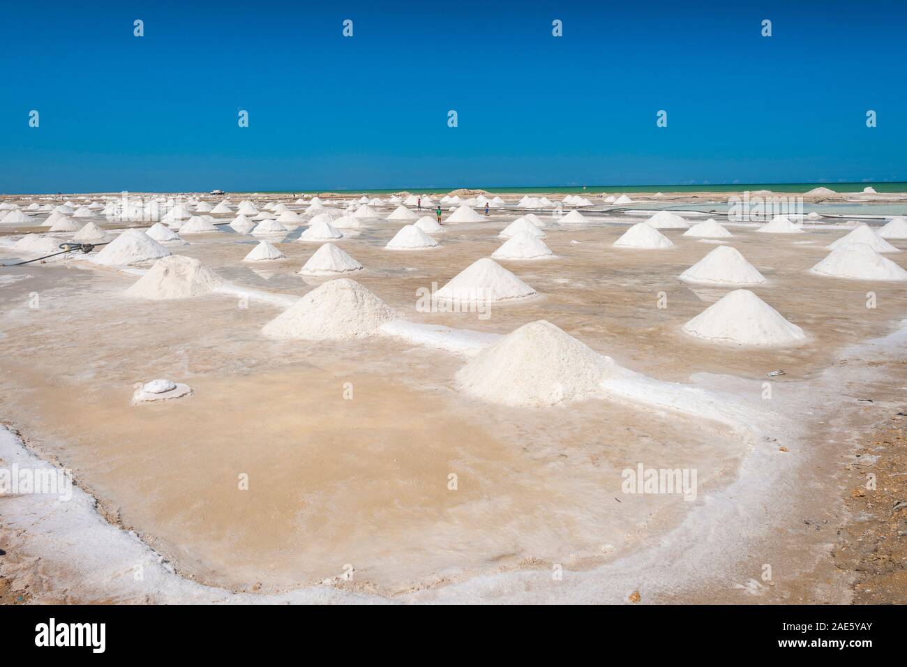 Salt industrial hi-res stock photography and images - Alamy