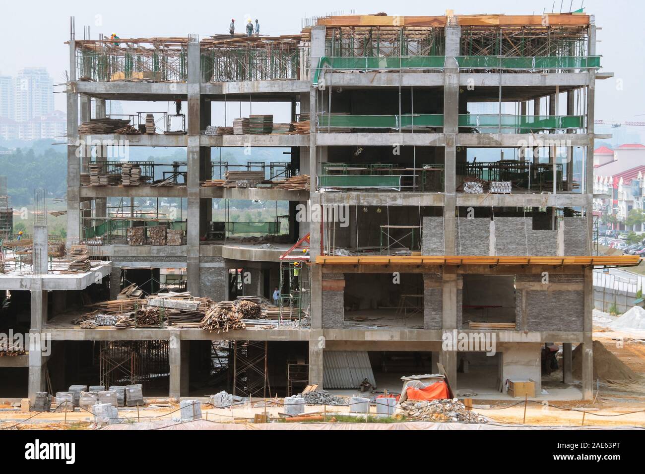 A multi storey comercial building work in progress Stock Photo - Alamy