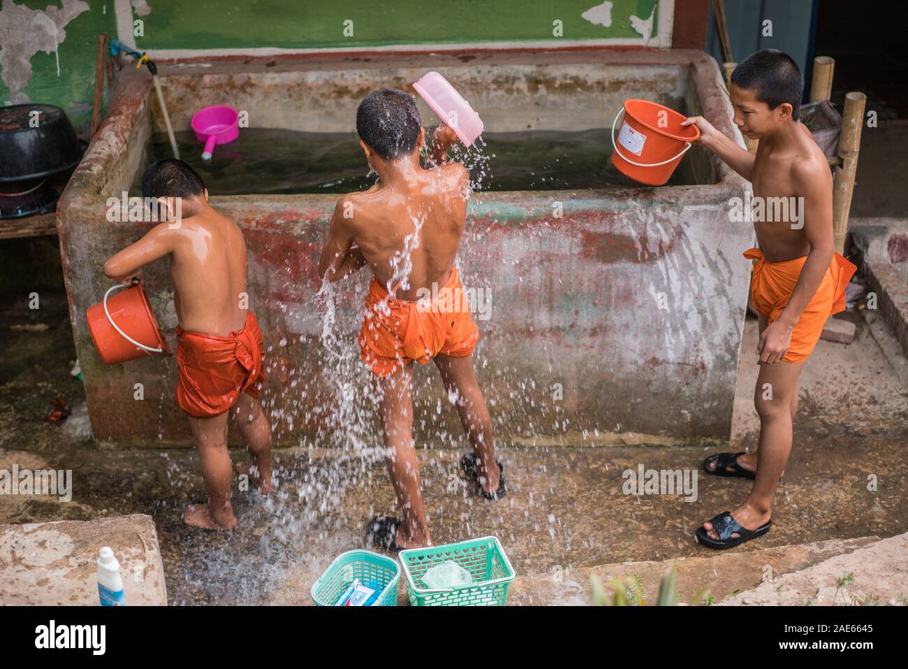 Monk have bath in the temple, Pakbeng, Laos, Asia Stock Photo - Alamy