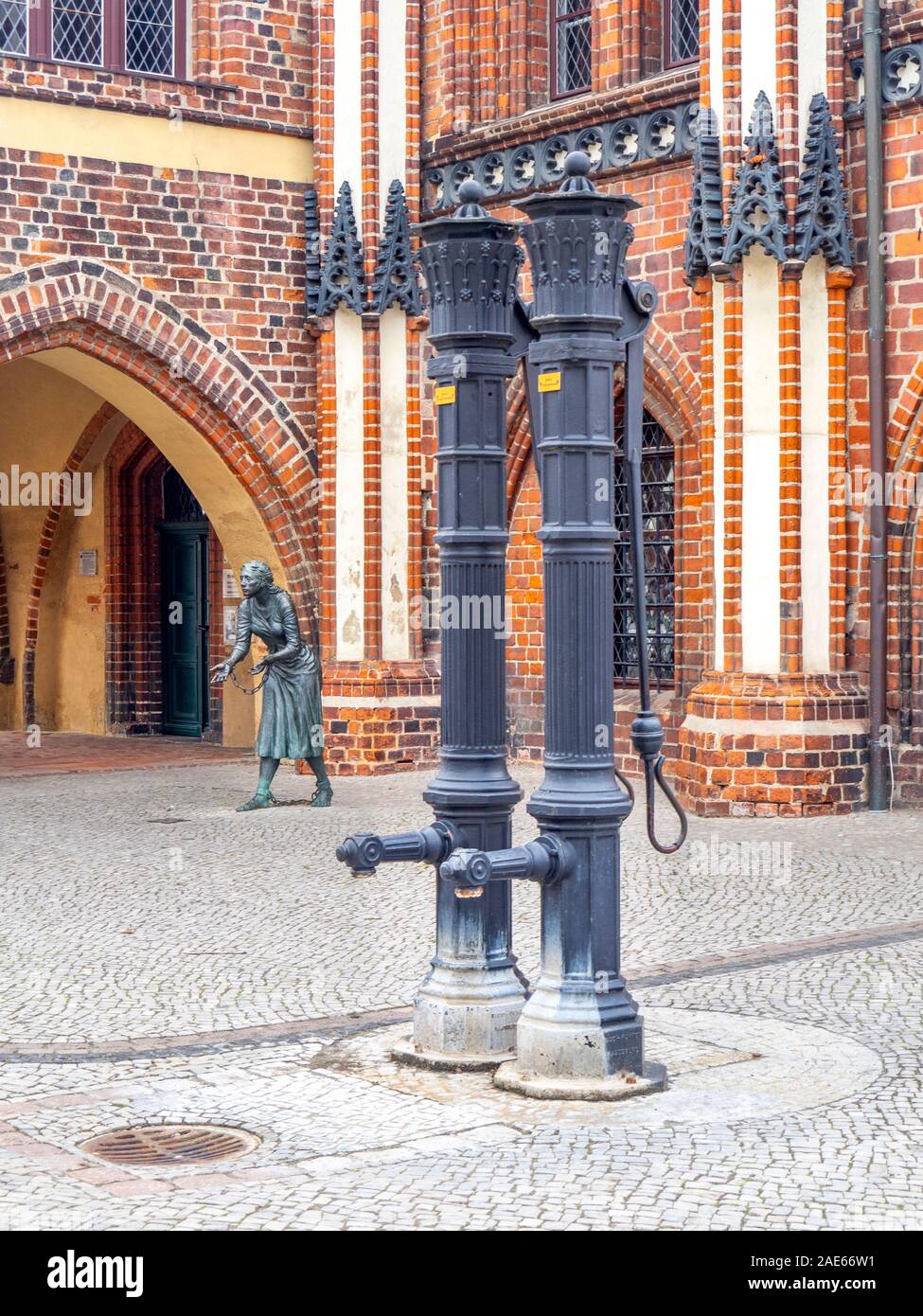 Manual water pump pumps hi-res stock photography and images - Alamy