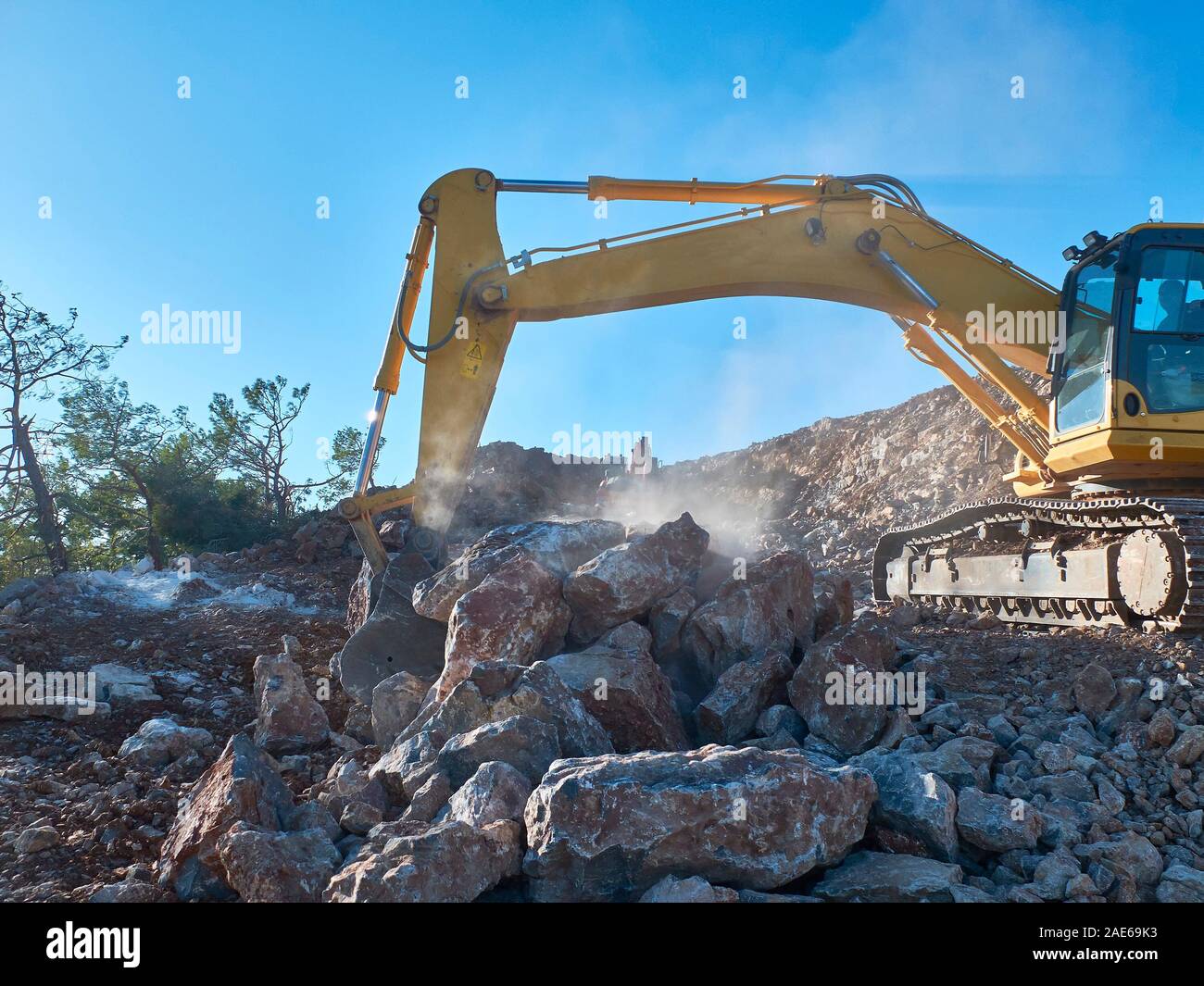 Backhoe tractor demolition demolish hi-res stock photography and images ...