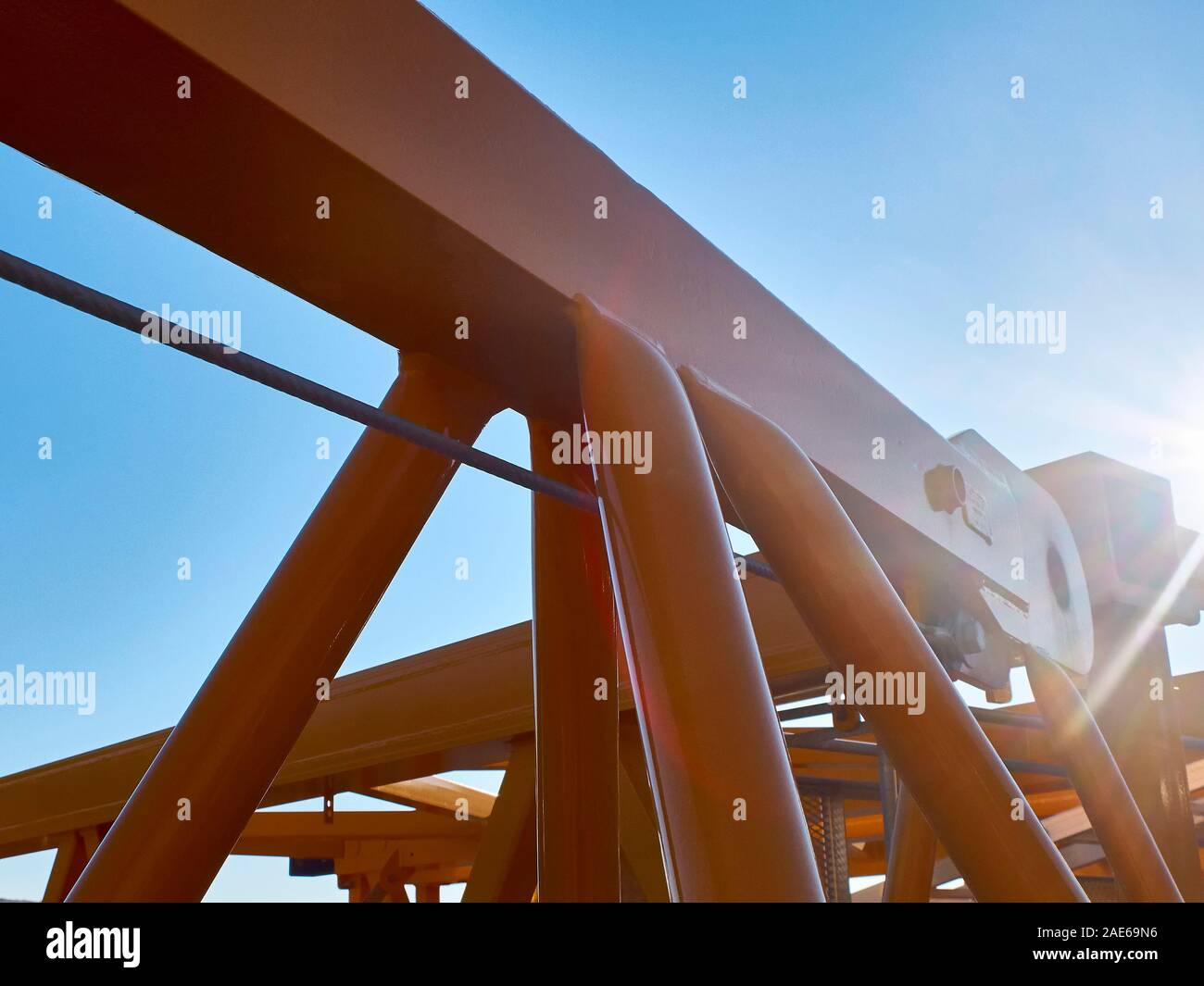 Hoisting beams hi-res stock photography and images - Alamy