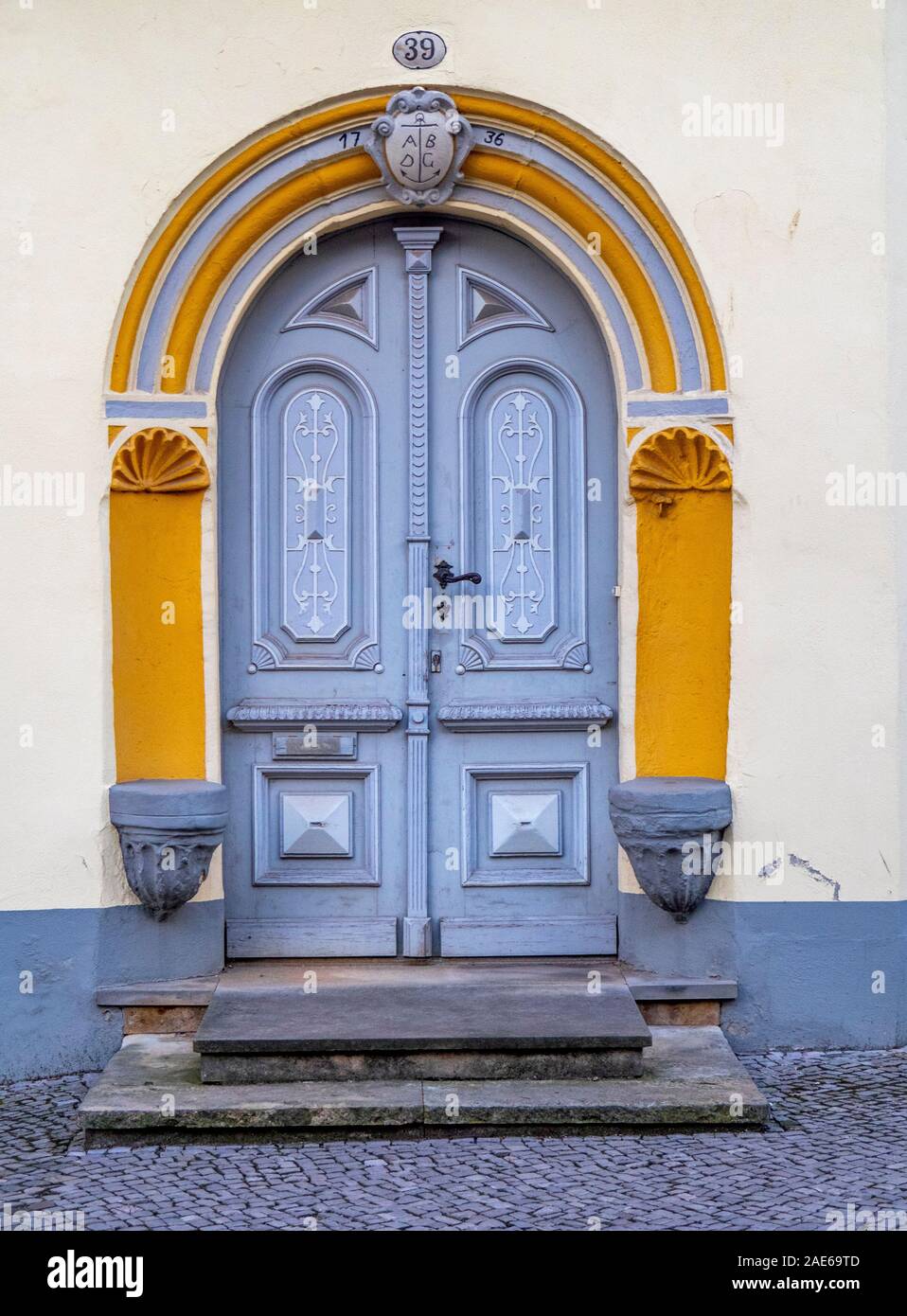 Traditional german wooden house hi-res stock photography and images - Alamy